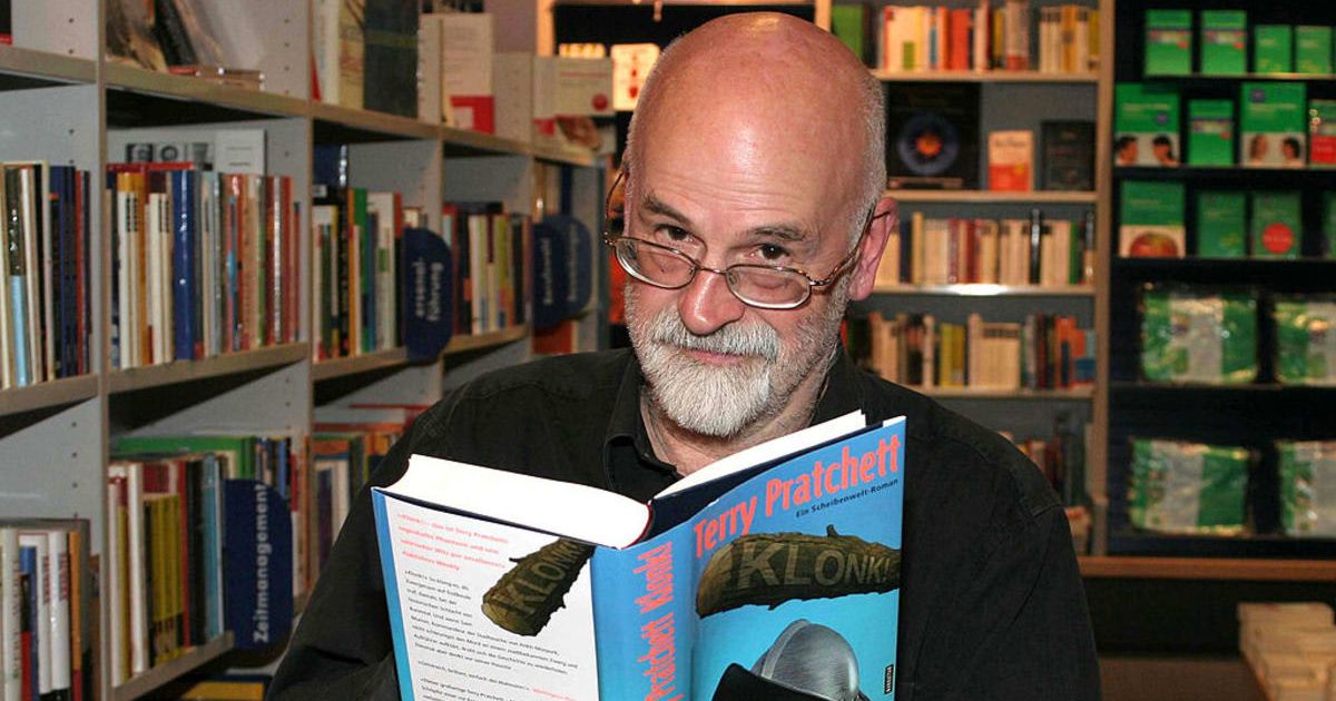 How scientists found early signs of dementia in Terry Pratchett’s use ...